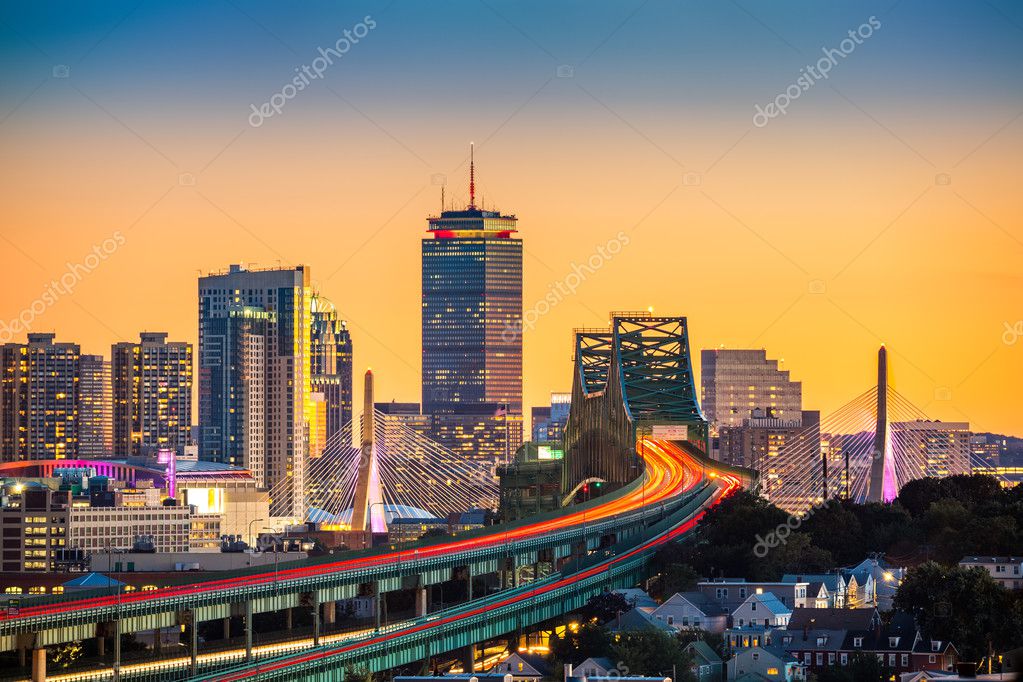 Rush hour traffic on Tobin bridge in Boston — Stock Photo © mandritoiu ...