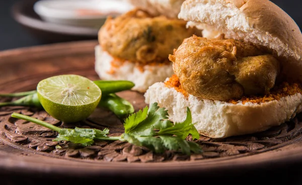 Indian vada pav Stock Photos, Royalty Free Indian vada pav Images ...
