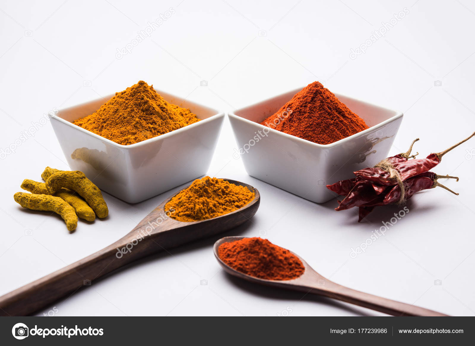 Heap Turmeric Red Chilli Powder Ceramic Bowl White Black Background ⬇ ...
