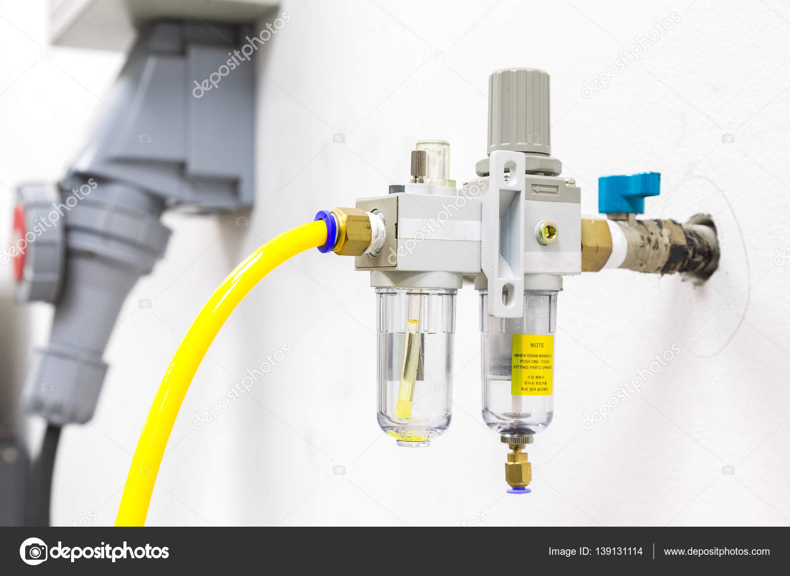 Compressed Air Filter Regulator Lubricator. — Stock Photo © funfunphoto ...