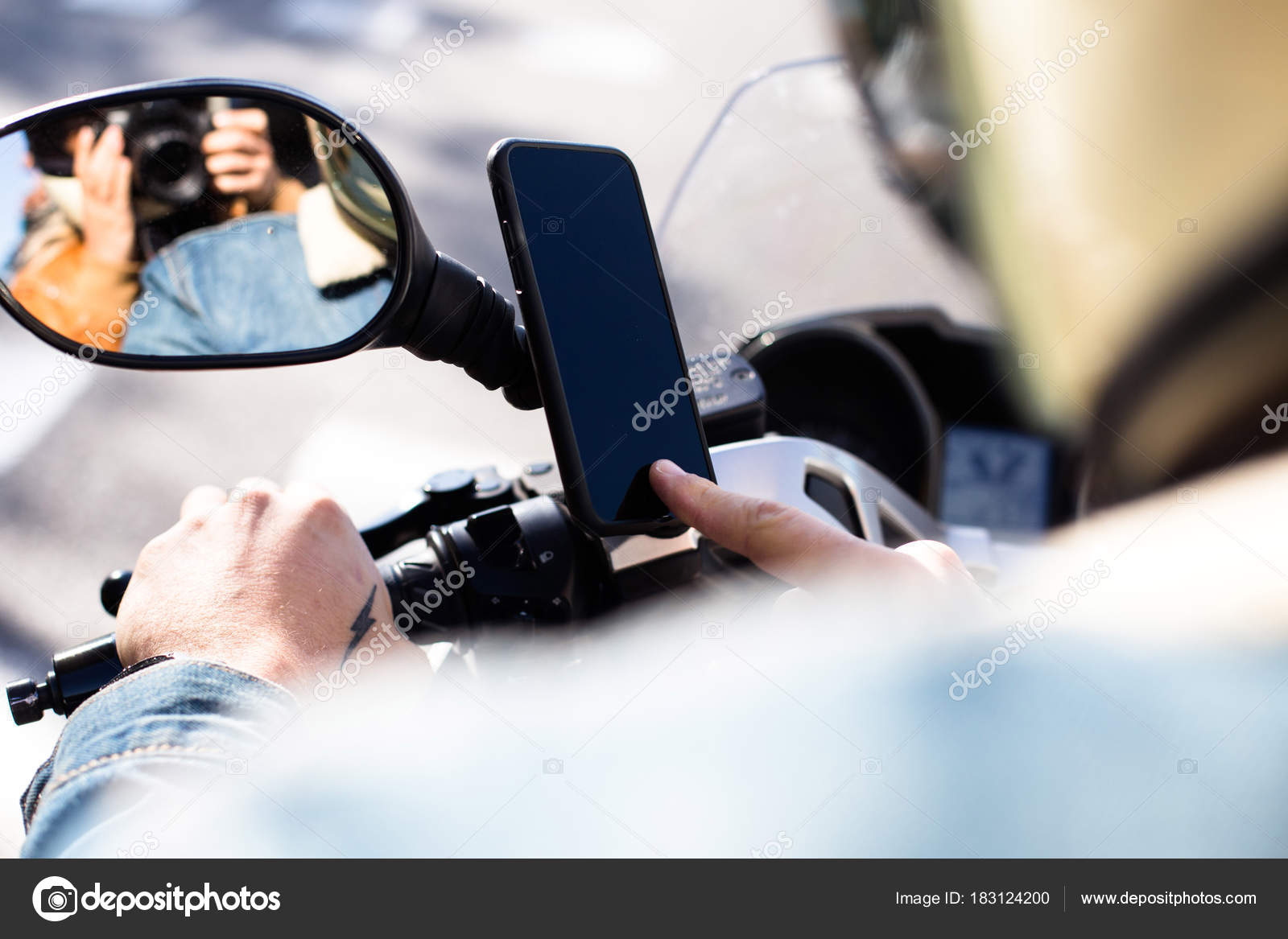 Cropped View Motorcycle Driver Using Smartphone Fixed Bike Stock Photo ...