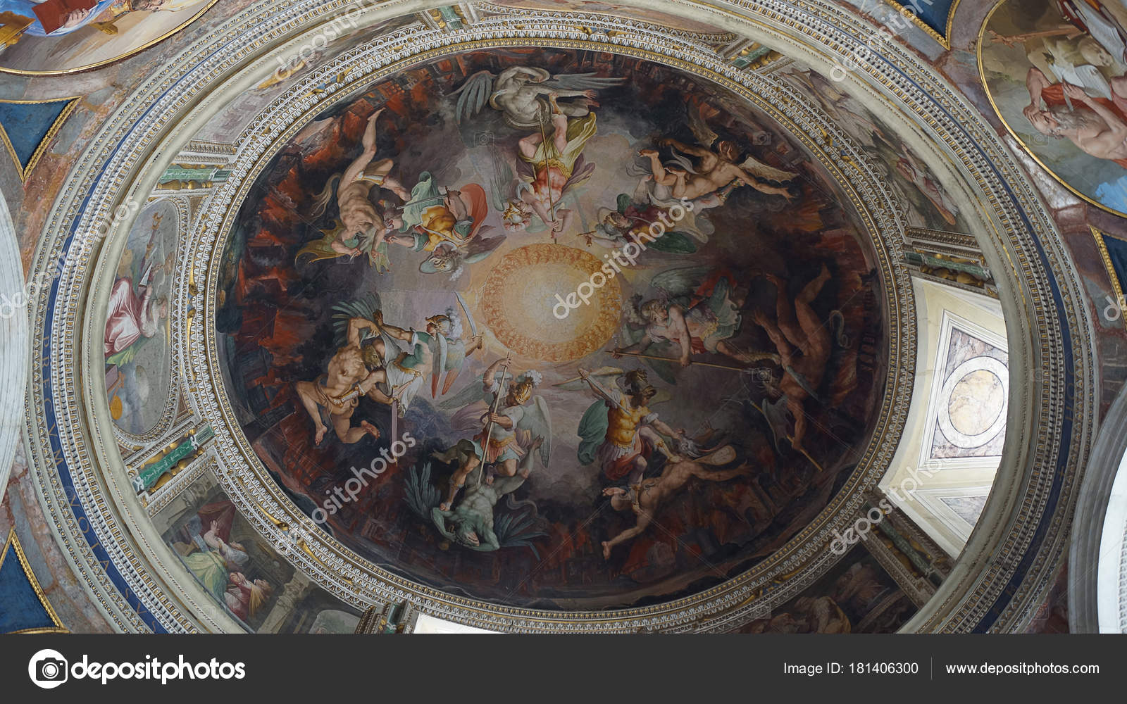 VATICAN CITY, VATICAN, circa 2017 : interiors and architectural details ...