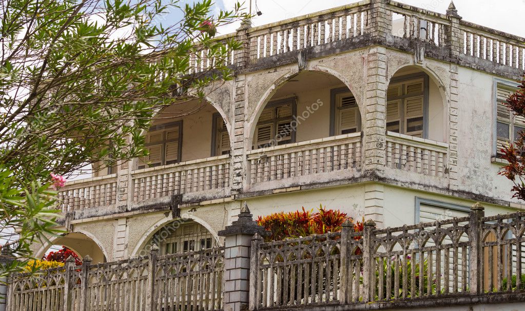 Maison Style Colonial Francais | Ventana Blog