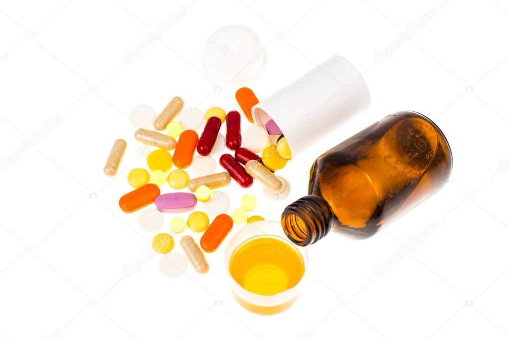 Comprimidos y jarabes formas de medicación 2024