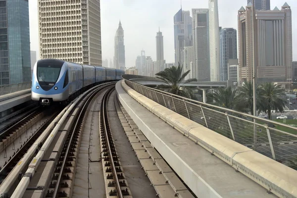 Dubai metro line Stock Photos, Royalty Free Dubai metro line Images ...