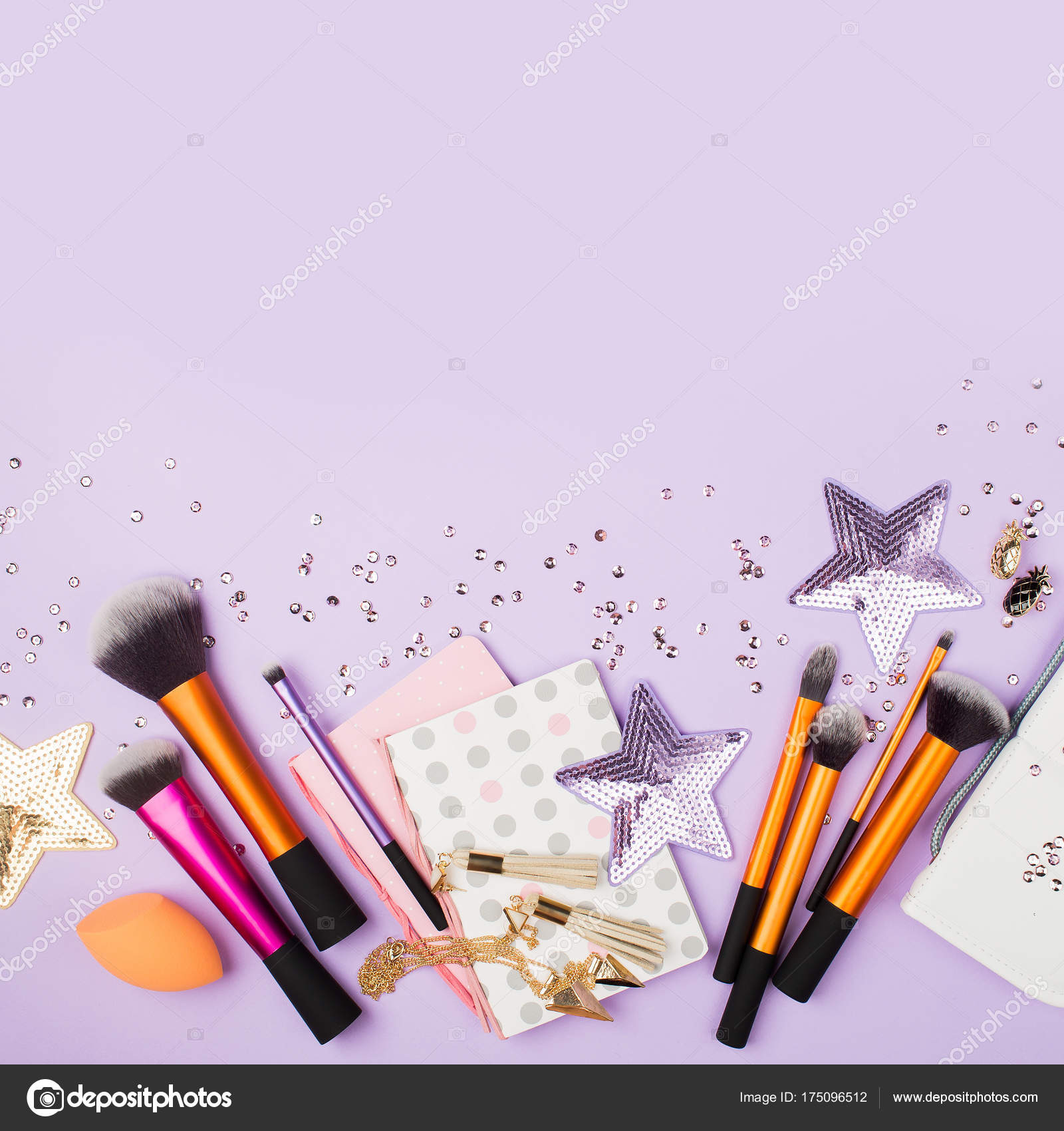 Pile Of Makeup - Mugeek Vidalondon