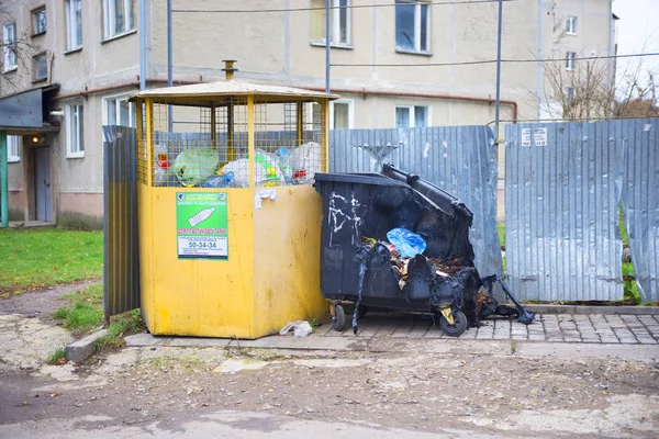 Garbage can fire Stock Photos, Royalty Free Garbage can fire Images ...