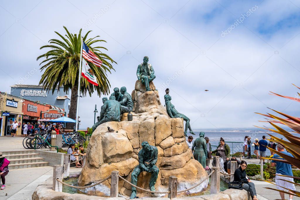 Monterey California US - 27 Sep 2019: CANNERY ROW MONUMENT Estatua en ...