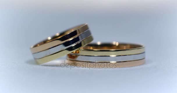 Diamond Ring wedding gift isolated Stock Photo by ©AptTone 5106132