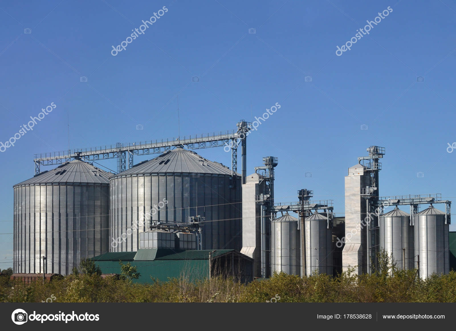 Steel Silos Grain Storage Processing Facilities Modern Elevator — Stock ...