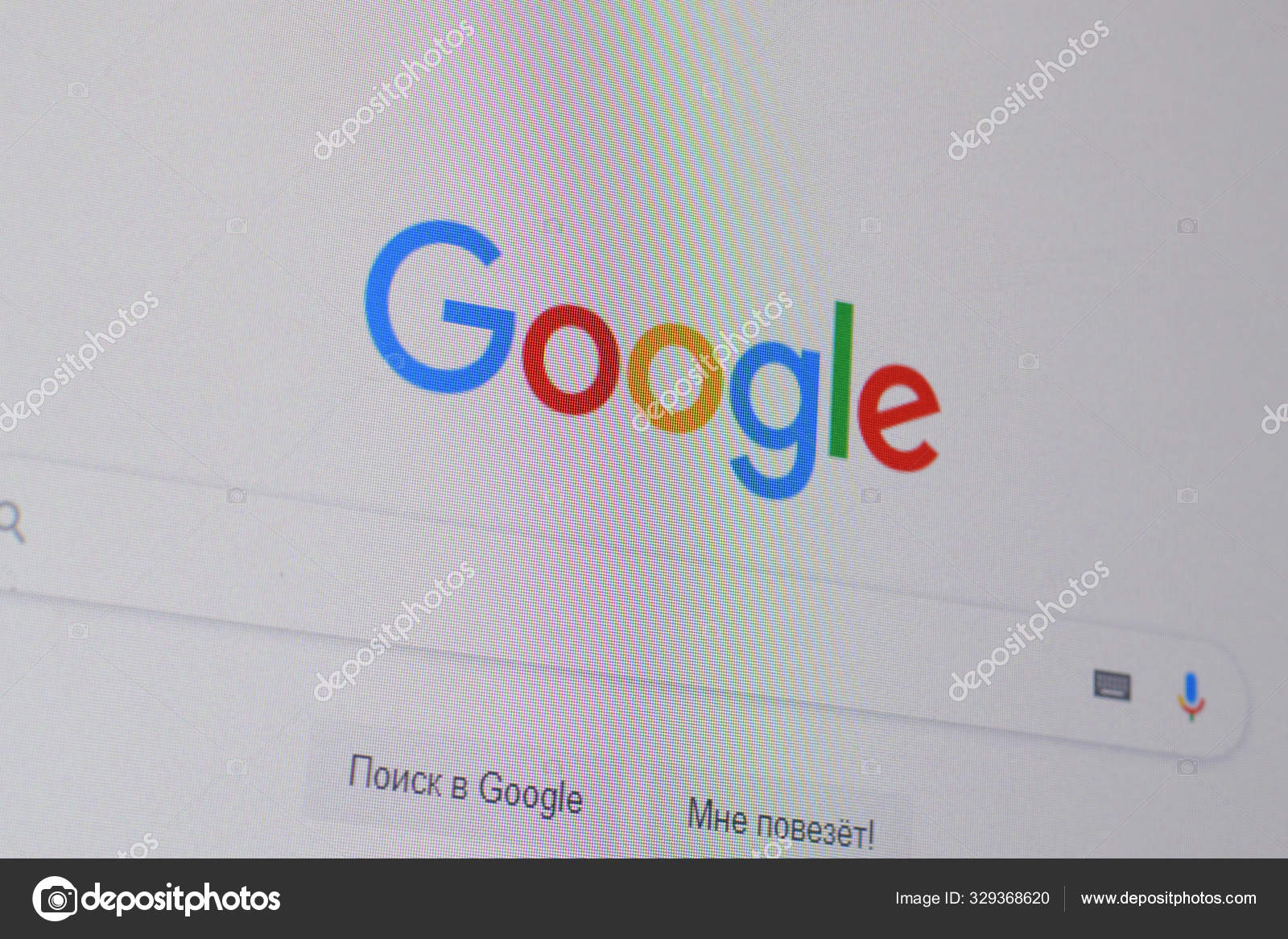 Homepage of google website on the display of PC, url - google.co ...