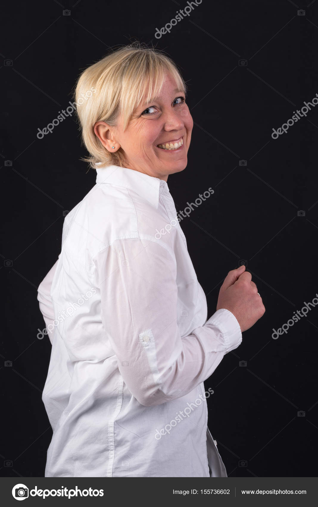 Beautiful caucasian mature woman in white shirt, dancing — Stock Photo ... Beautiful caucasian mature woman in white shirt, dancing — Stock Photo ...