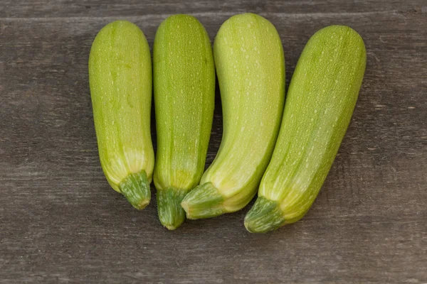 Pieds courgettes images libres de droit, photos de Pieds courgettes ...
