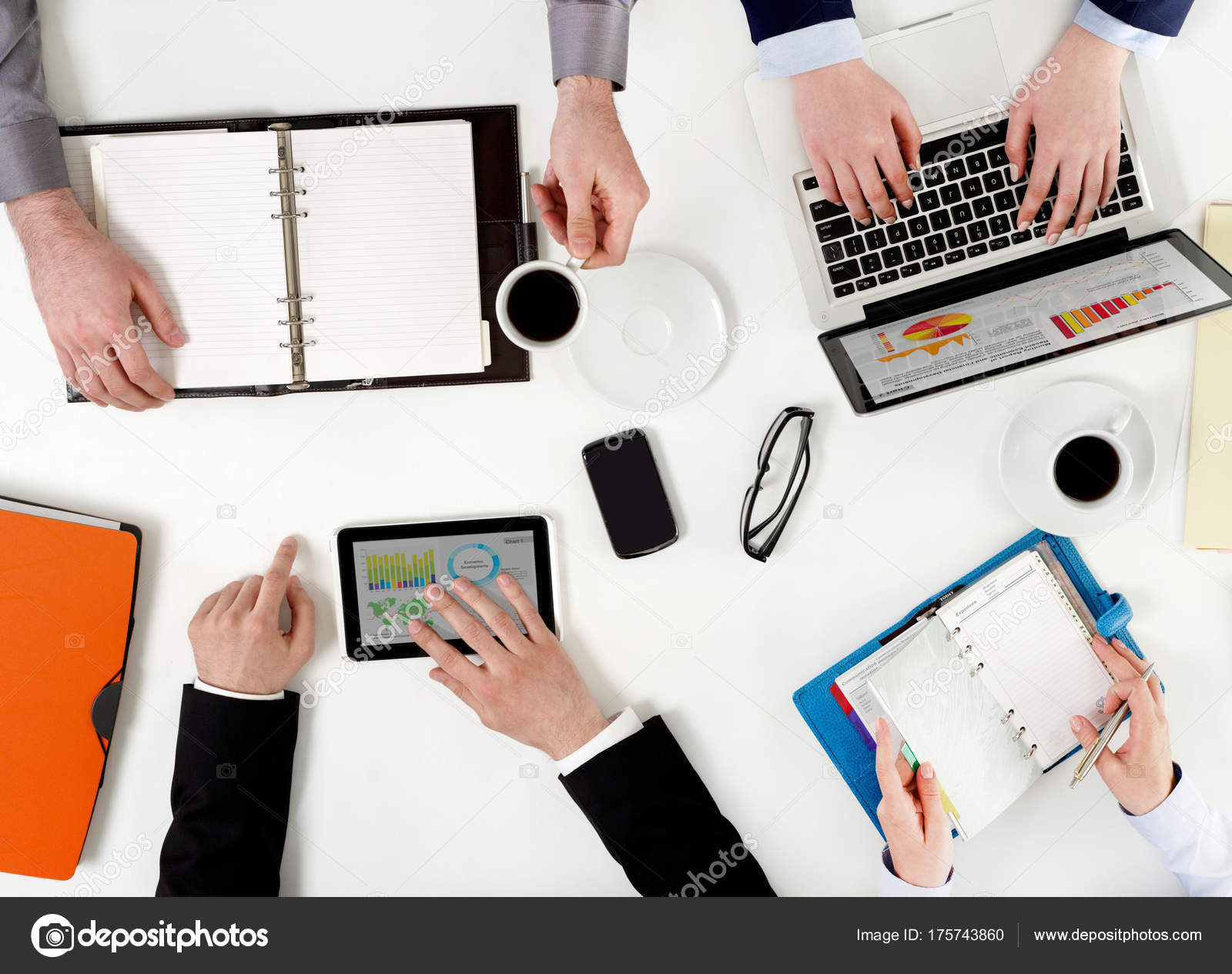 Office teamwork — Stock Photo © Goir #175743860