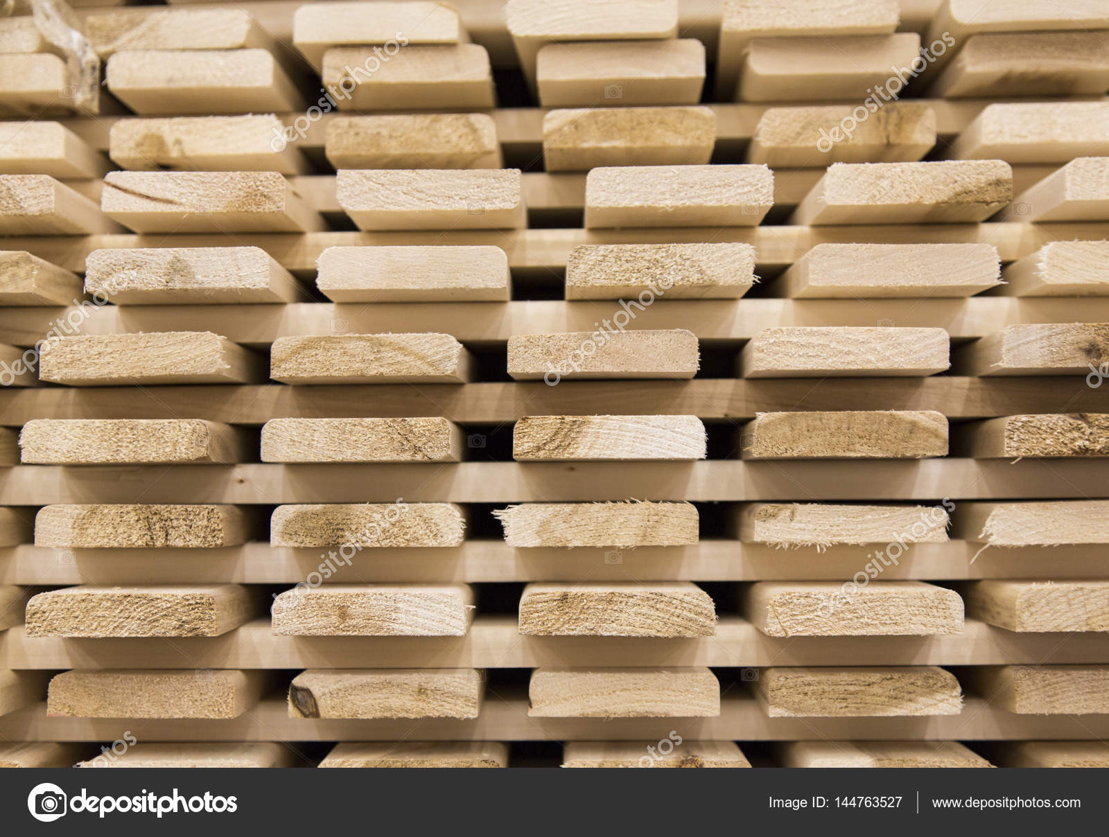 Wood texture with natural patterns — Stock Photo © ekaterinadevis.mail ...