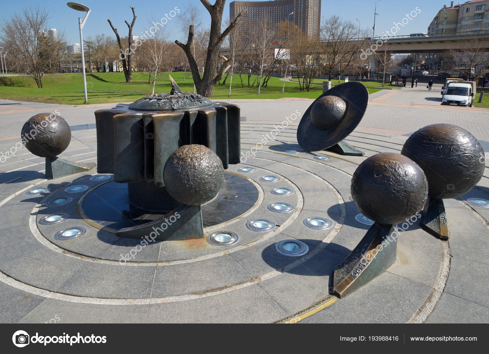 Moscow Russia April 2018 Model Solar System Rotating Planets Cosmonauts ...