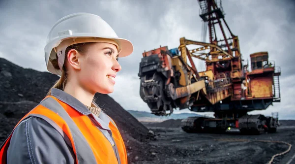 Coal mining worker Stock Photo by ©agnormark.gmail.com 154365548
