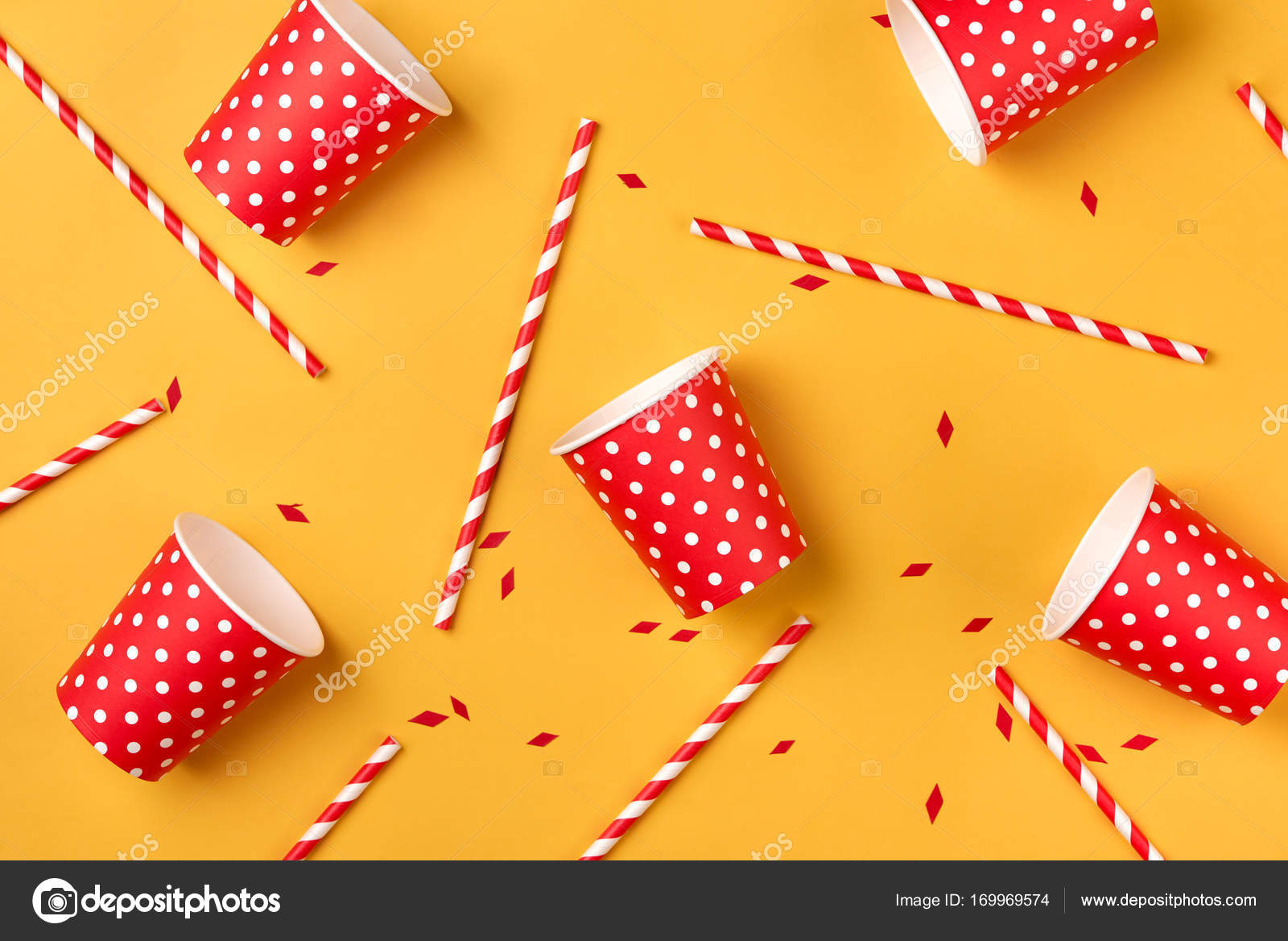 Yellow party background Stock Photo by ©makidotvn 169969574