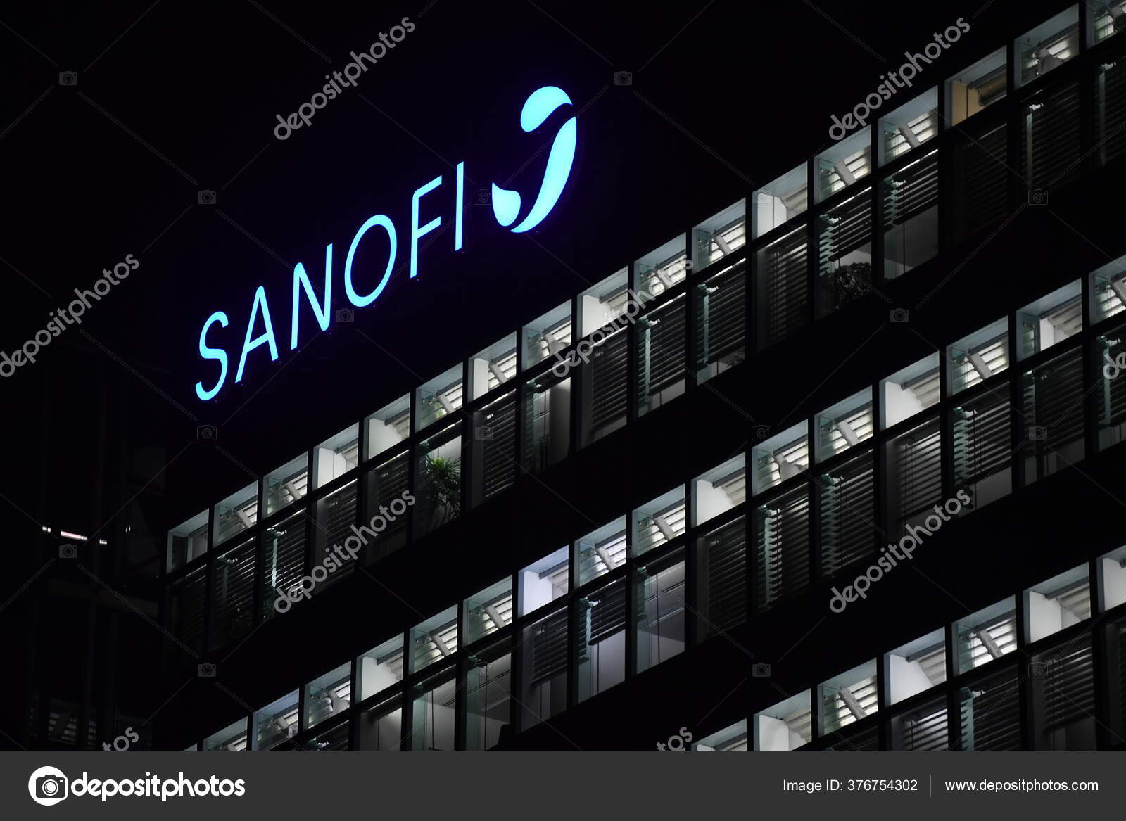 Berlin Germany February 2017 Sanofi Signage Building Exterior Sanofi ...