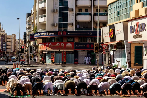 Muslim Friday prayer Tunahan mosque Turkey – Stock Editorial Photo ...