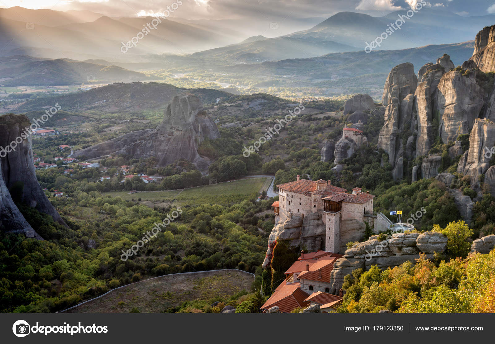 Meteora Rock Formation Central Greece Most Precipitously Built ...