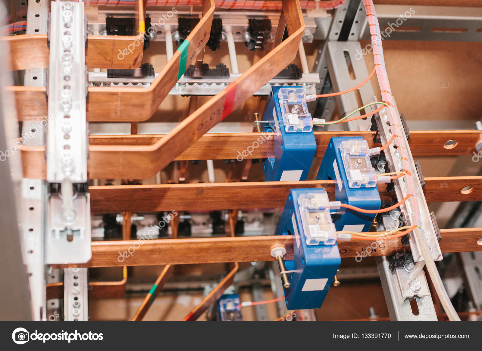 Copper busbar. Uninterrupted power. Electrical power. Assembly of low ...