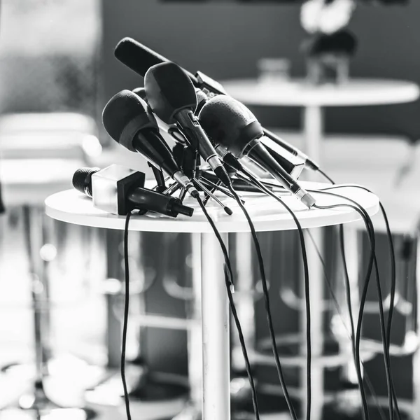 Press conference microphones Stock Photos, Royalty Free Press ...