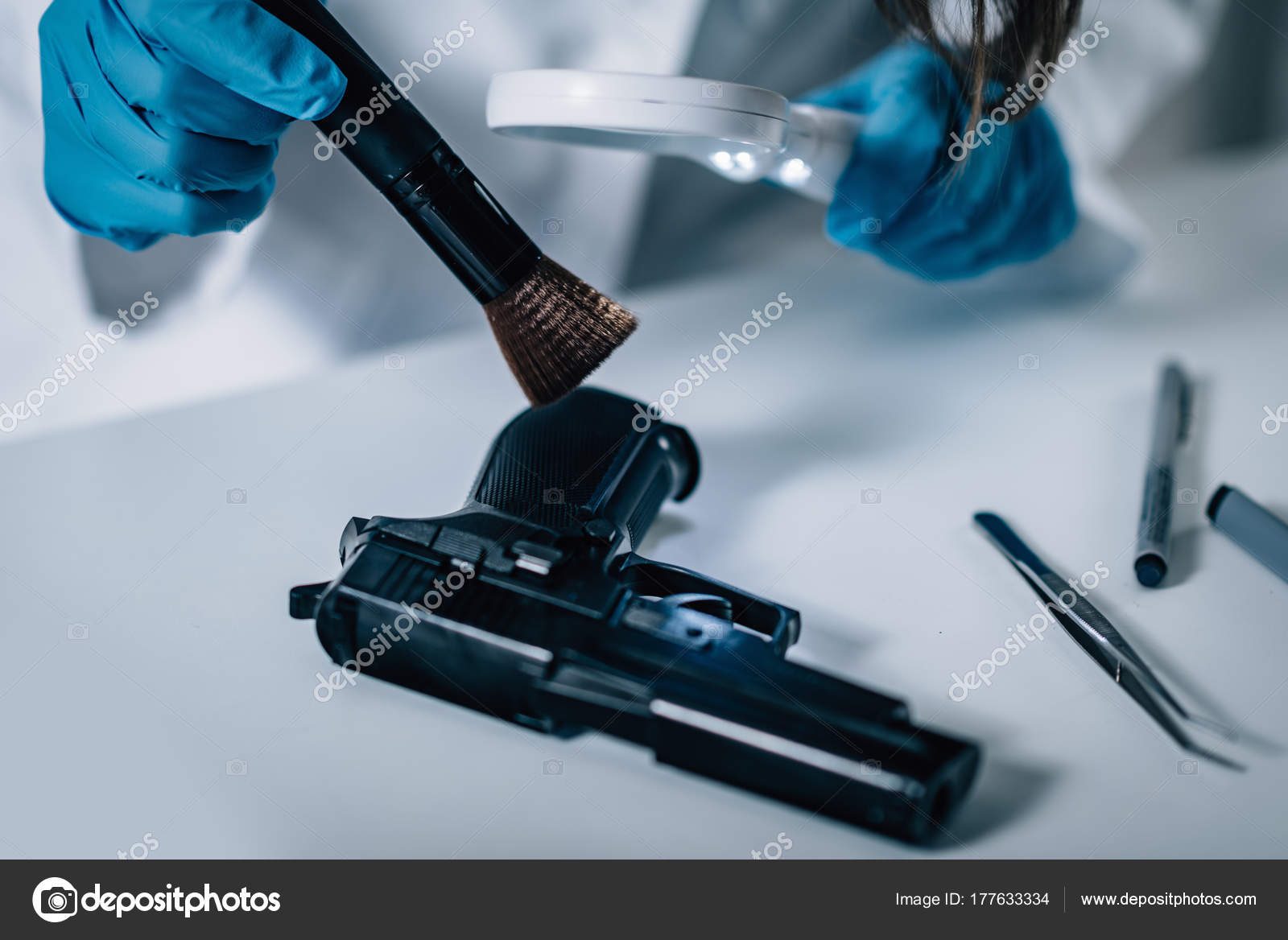 Forensic Science Lab Forensic Scientist Examining Gun Evidences — Stock ...