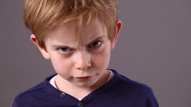 1,515 Vyjádření hněvu Videos, Royalty-free Stock Vyjádření hněvu ...