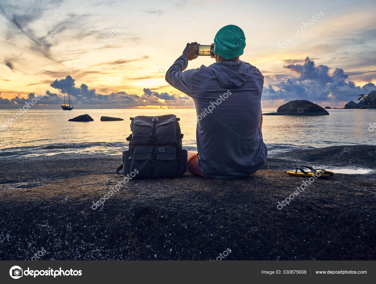 Rear View Male Photographer Sea Shore Making Shot Colorful Sunset ...
