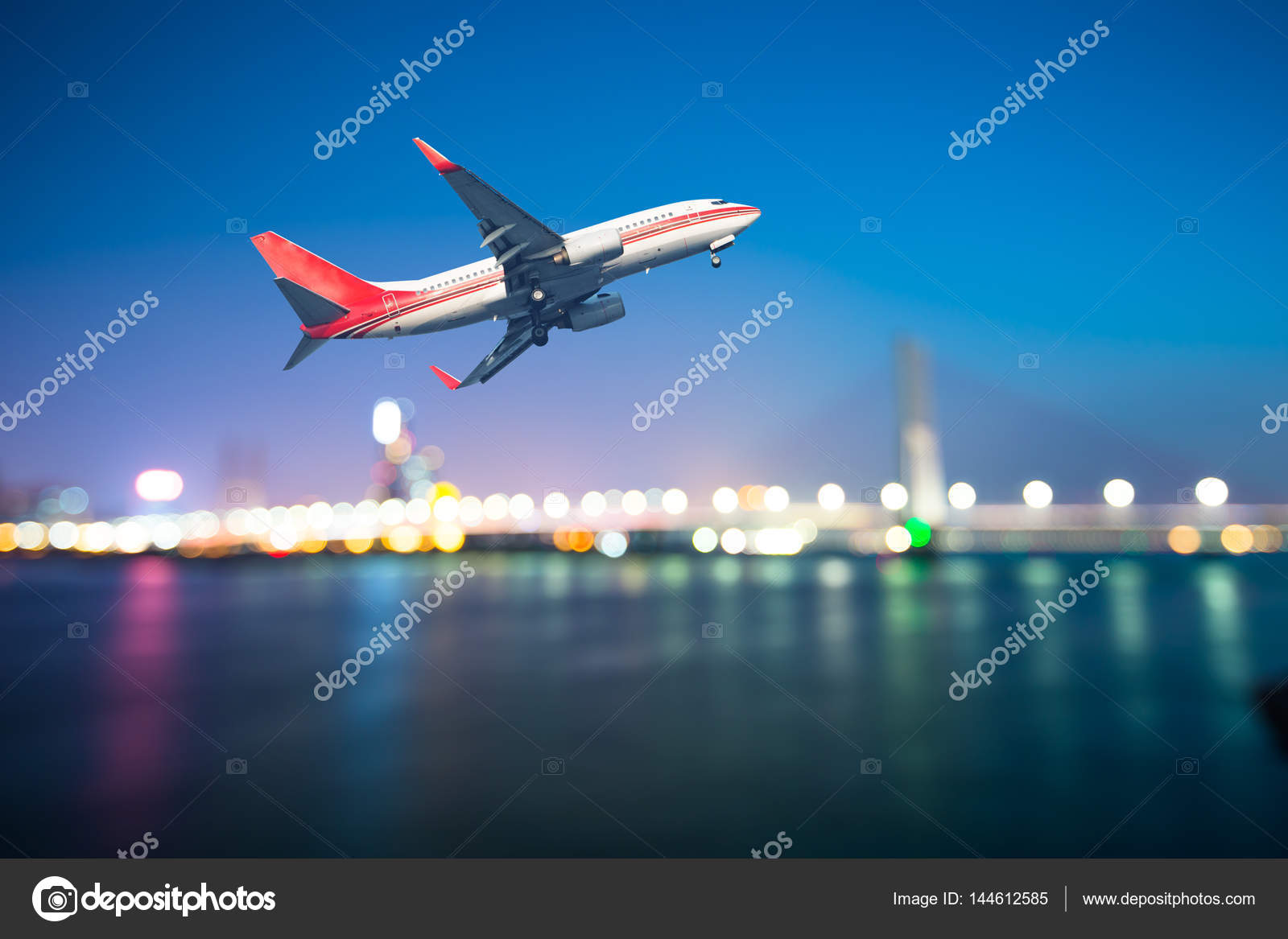 Perspective View Jet Airliner Flight Bokeh Background Stock Photo by ...