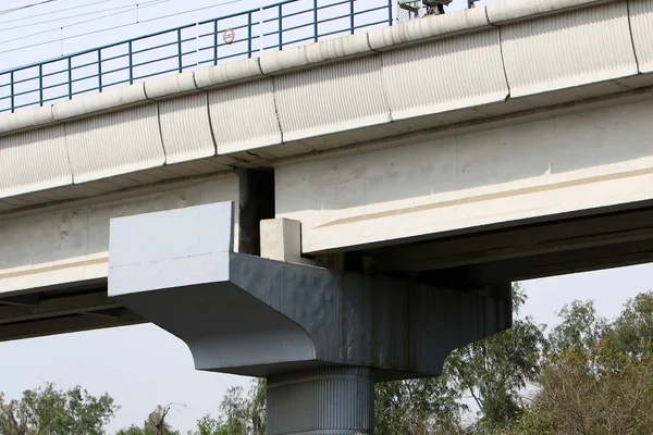 Motorway concrete barrier Stock Photos, Royalty Free Motorway concrete ...