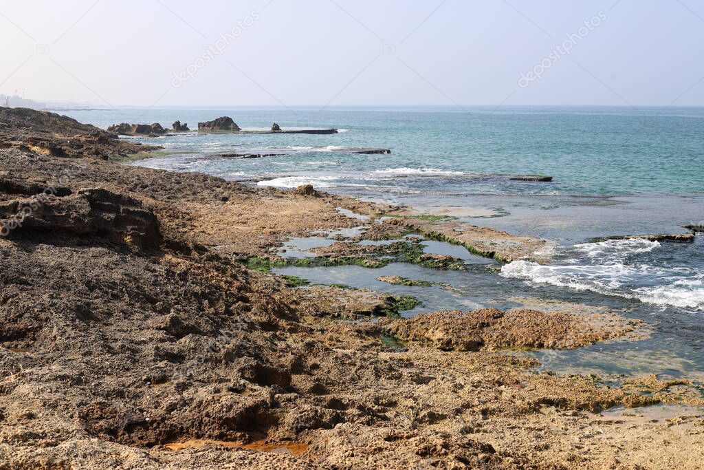 Costa mediterránea en el norte de Israel. fotos tomadas antes de la ...