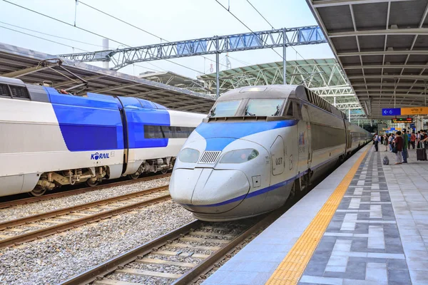 Jun 20, 2017 High speed bullet trains (KTX) and Korail trains st ...