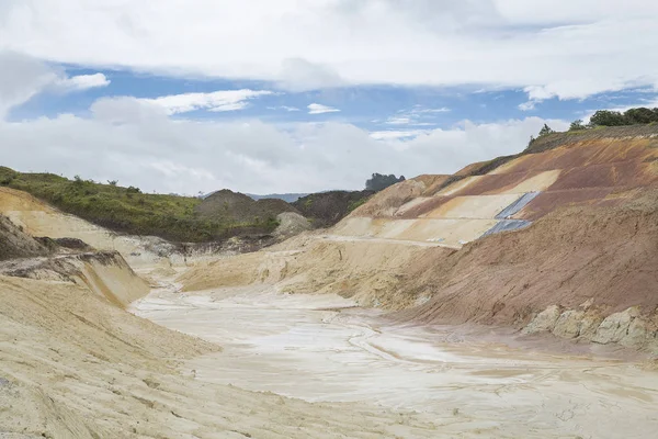 Minería en colombia fotos de stock, imágenes de Minería en colombia sin ...