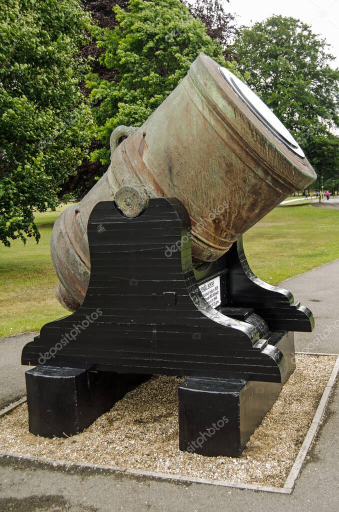 El histórico mortero Kurnool, una enorme arma de artillería tomada por ...