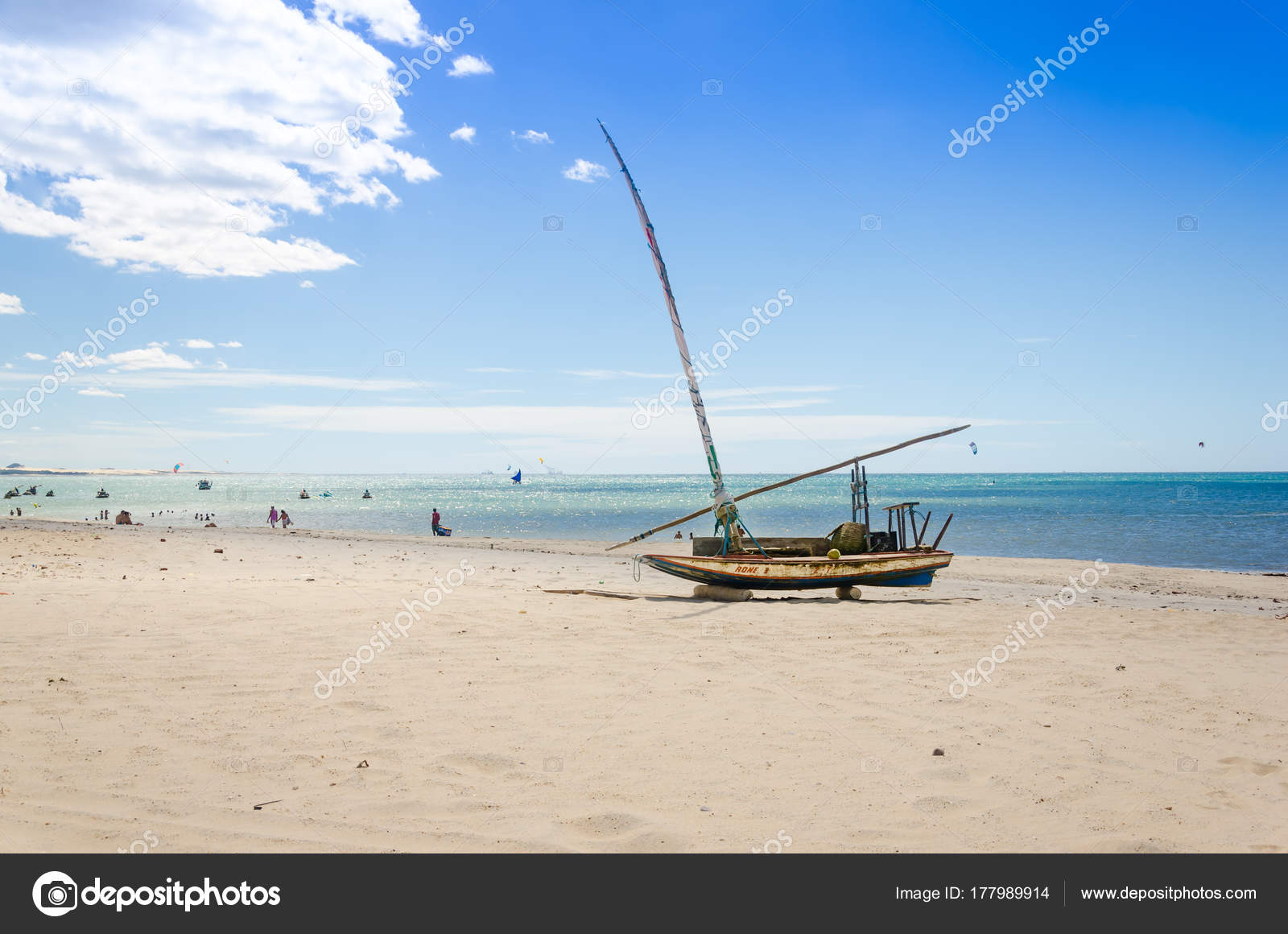 Parked jangada boat over a paradise beach – Stock Editorial Photo ...