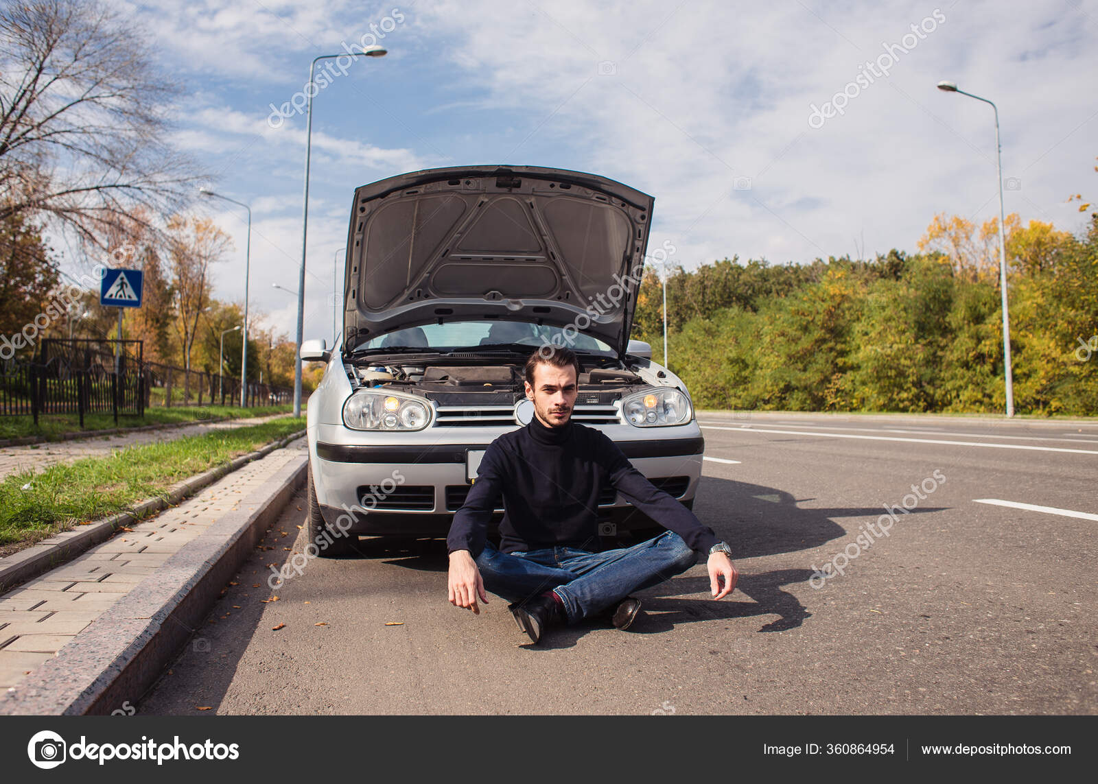 Man Despair Because Failure His Car – Stock Editorial Photo © 1odinmig ...