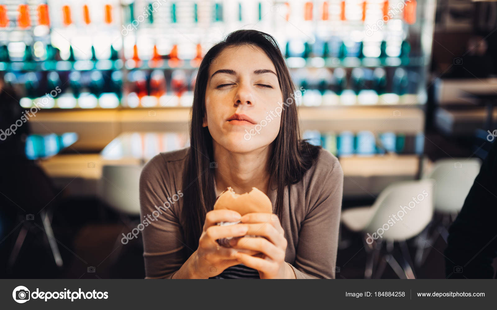 Young Woman Eating Fatty Hamburger Craving Fast Food Enjoying Guilty ⬇ ...
