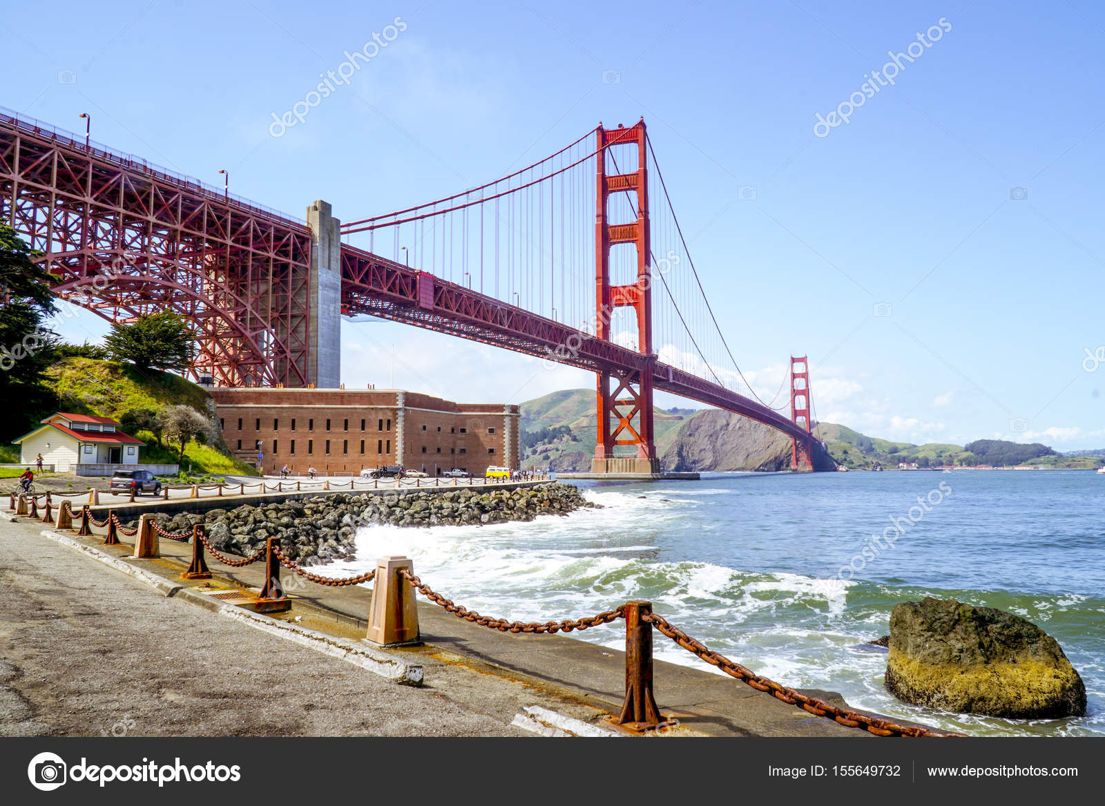 Golden Gate Vista Point Statue