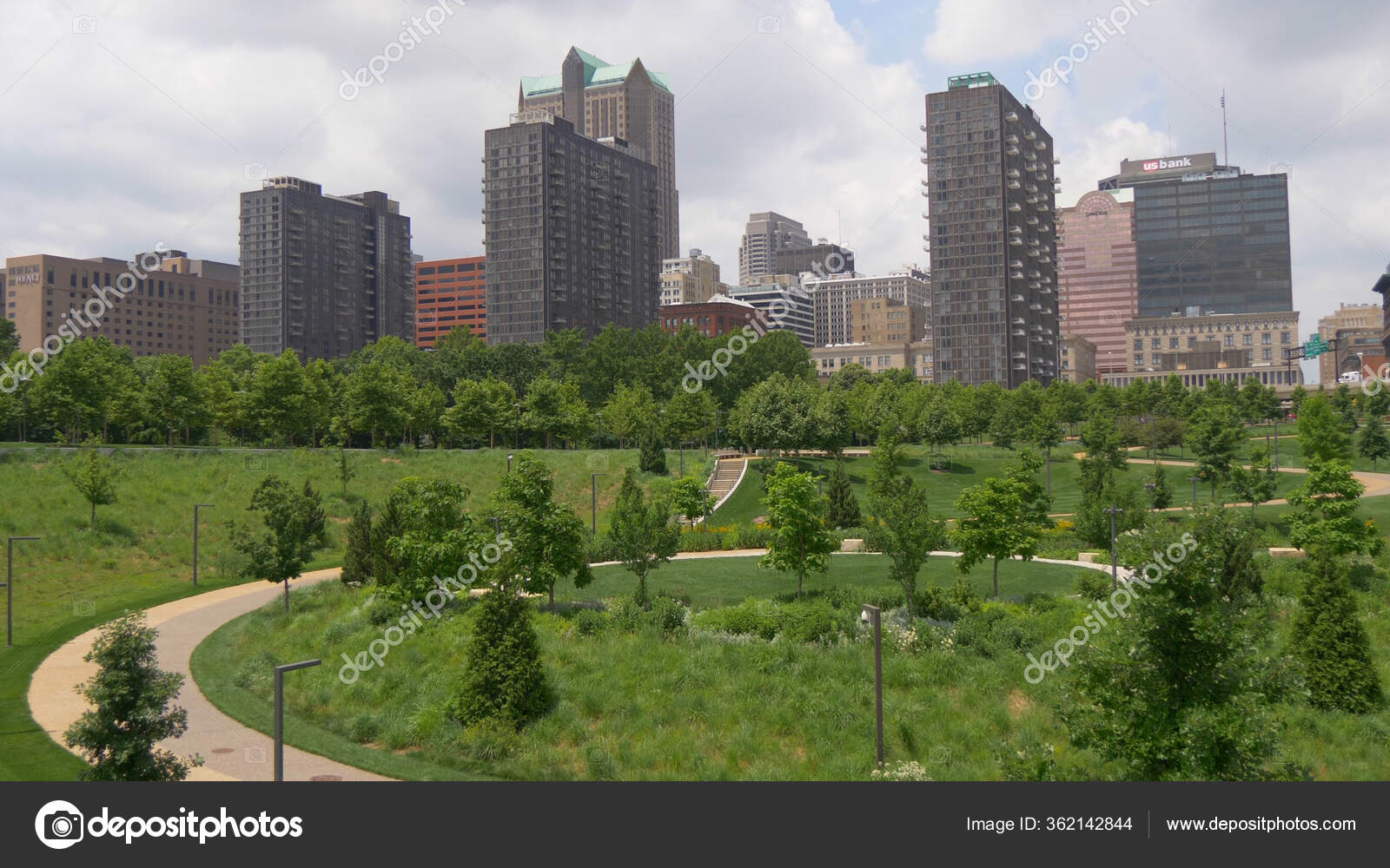 Gateway Arch National Park in St. louis - ST. LOUIS, UNITED STATES ...