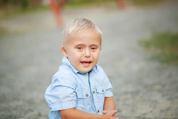 Daily Life Child Disabilities Boy Syndrome Crying Chromosomal Genetic ...