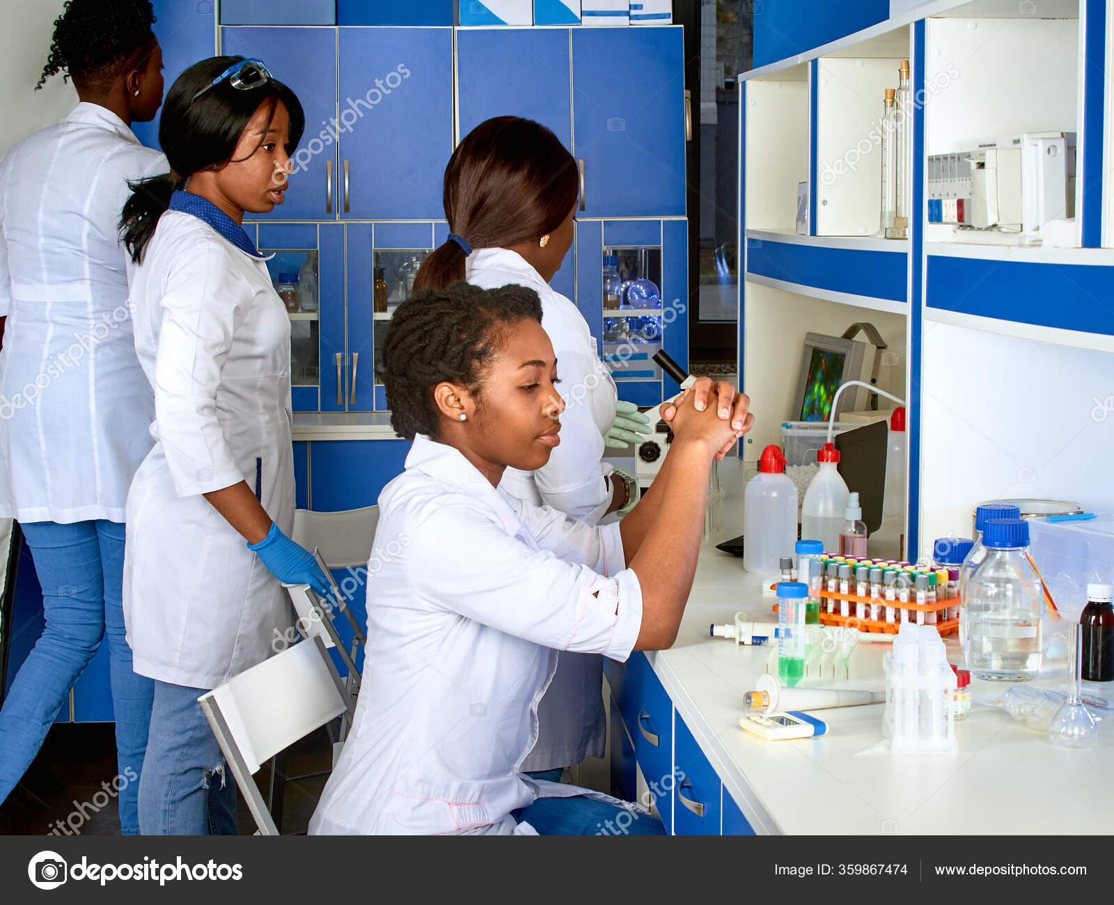 Testing Facility Young African Female Scientists Medical Students ...
