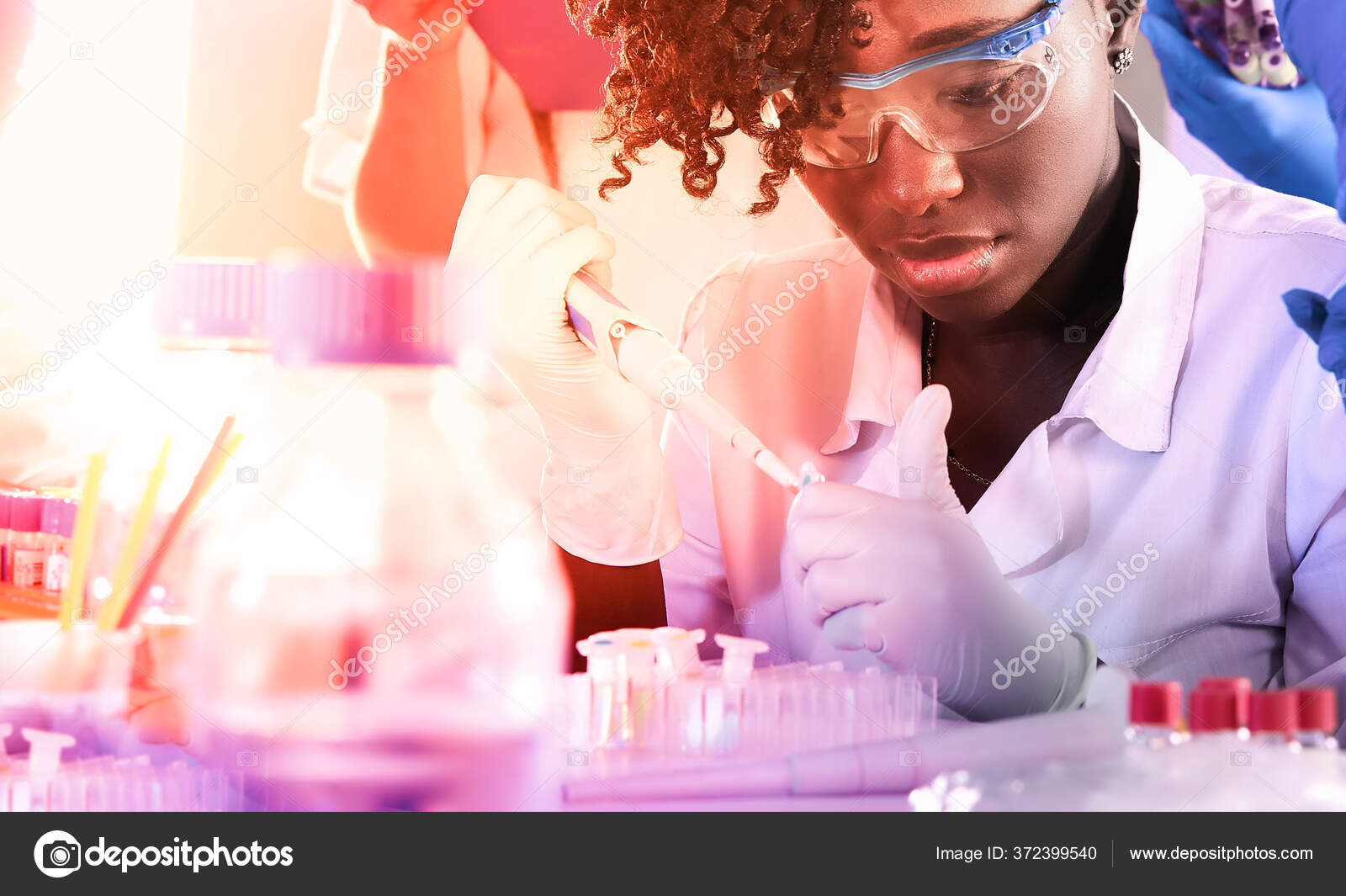 Female African Tech Women Pcr Testing Patients Samples Test Lab Stock ...