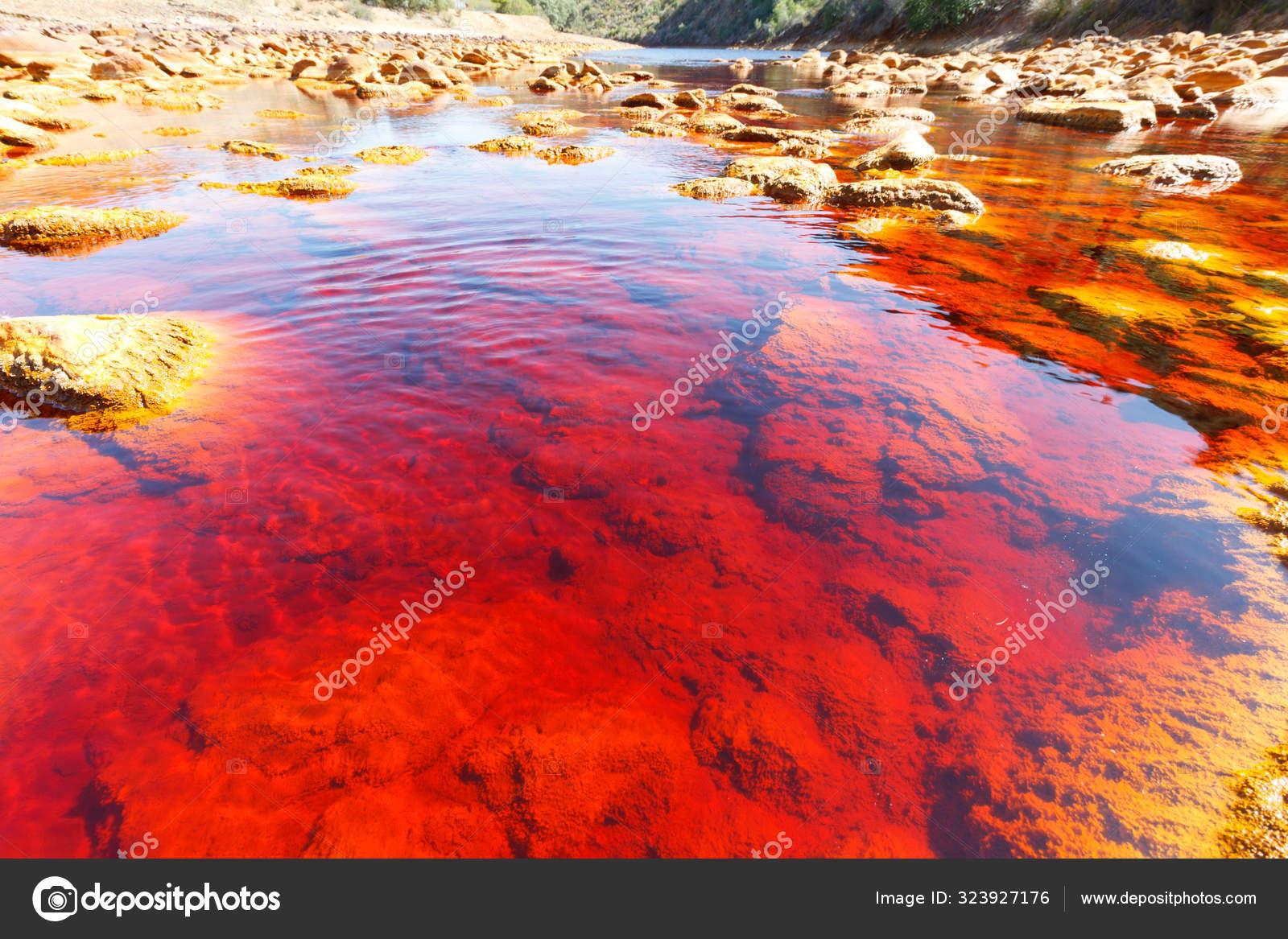 Red Water Rio Tinto Huelva Spain — Stock Photo © manatus #323927176