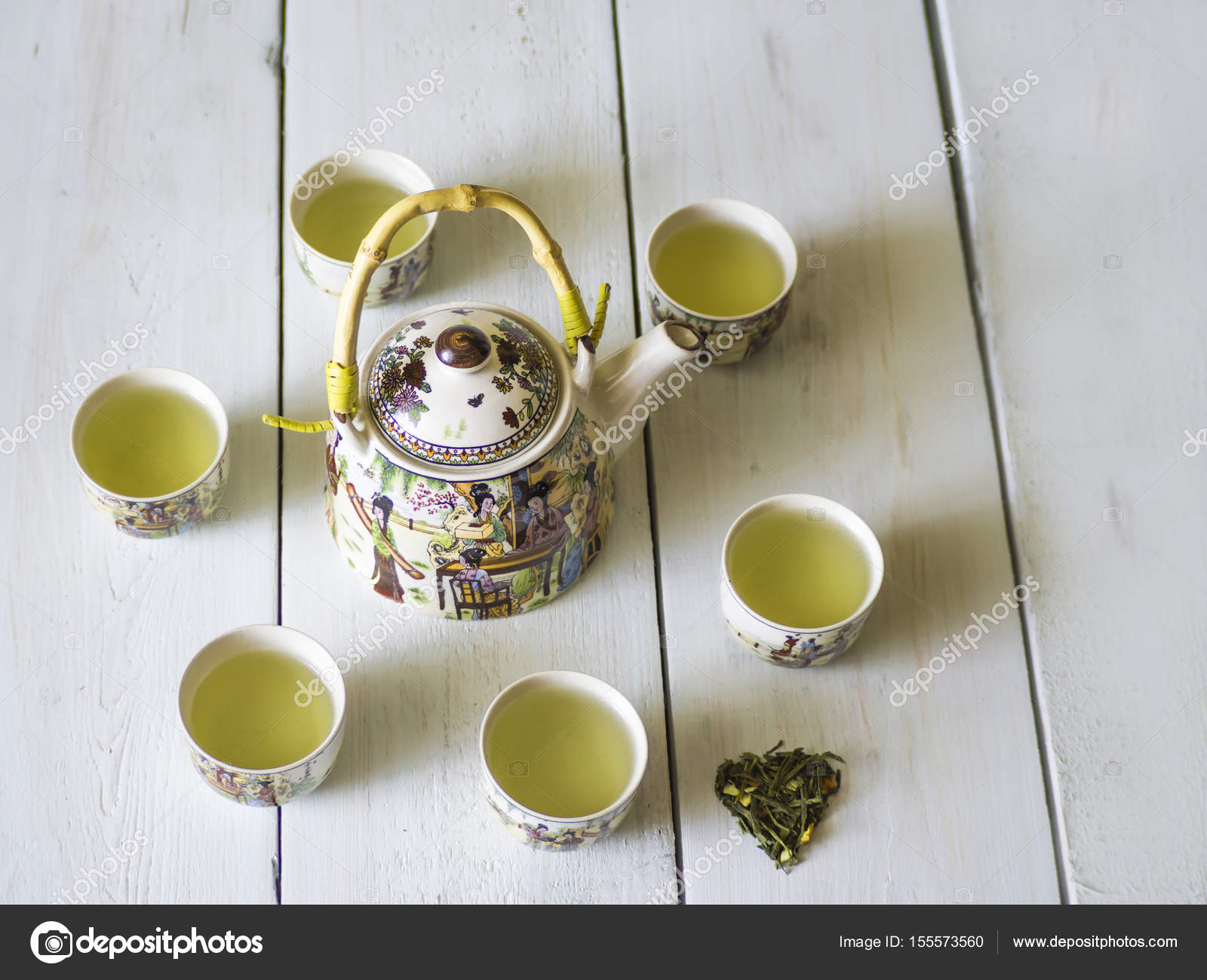 Bule de chá verde placa branca backgroun bebida saudável — Foto ...