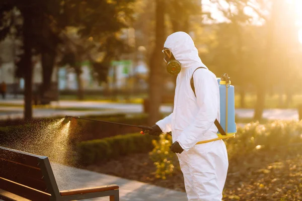 Man spraying pesticide Stock Photos, Royalty Free Man spraying ...