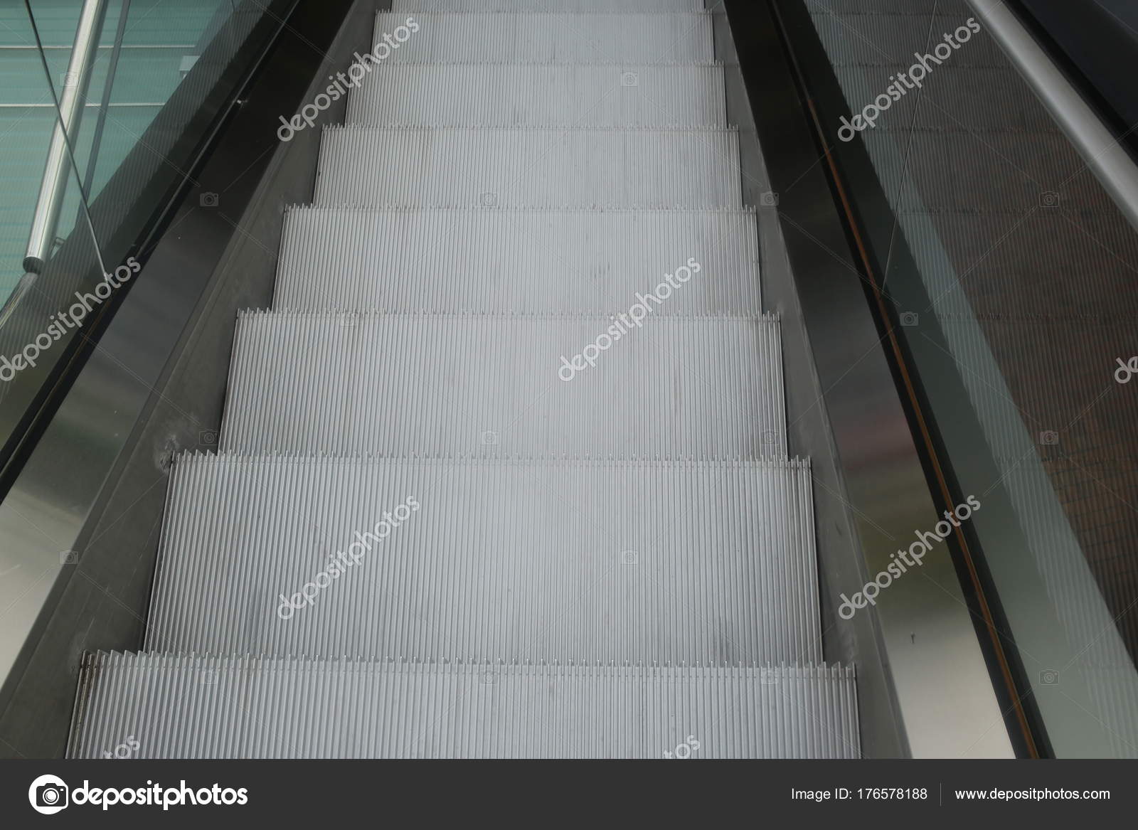 Escalator in modern building Stock Photo by ©kazanovskyiphoto.gmail.com ...