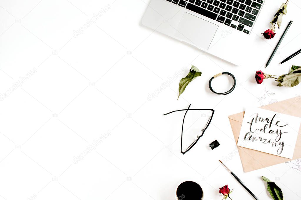 Inspirational quote on working desk — Stock Photo © maximleshkovich ...