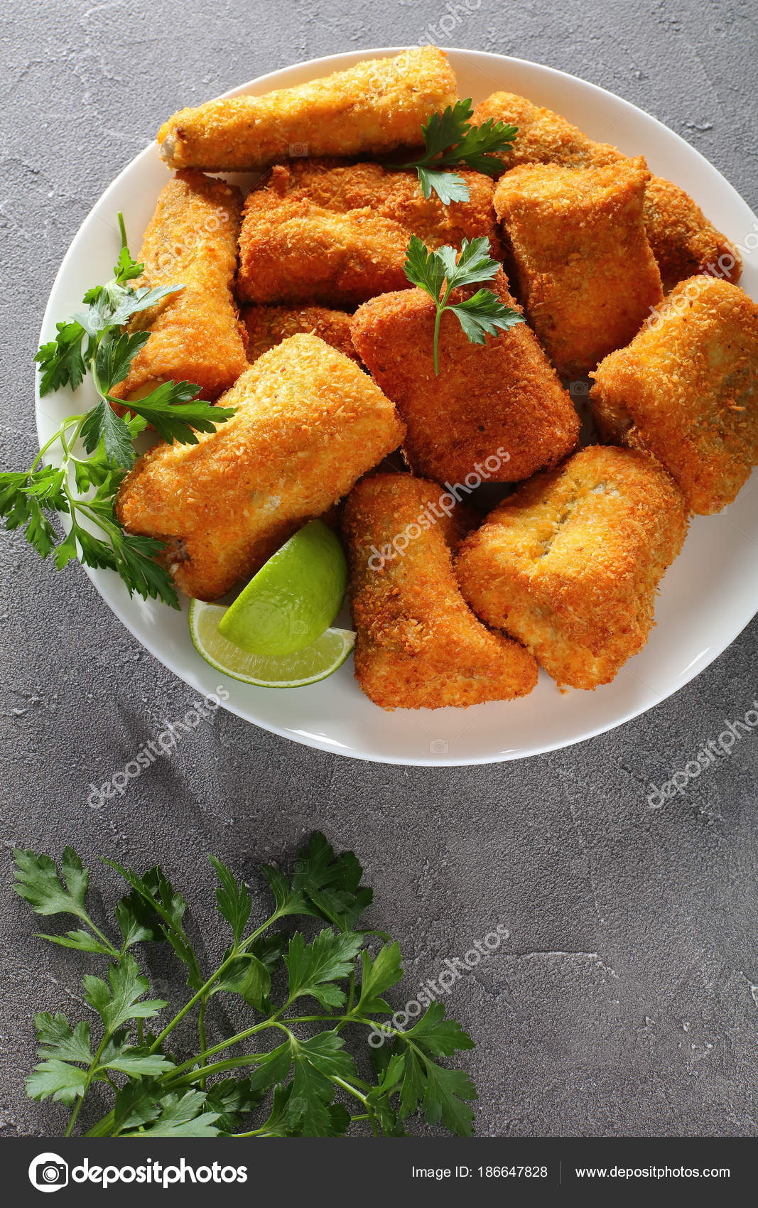 Delicious pieces of crispy fried fish Stock Photo by ©myviewpoint 186647828